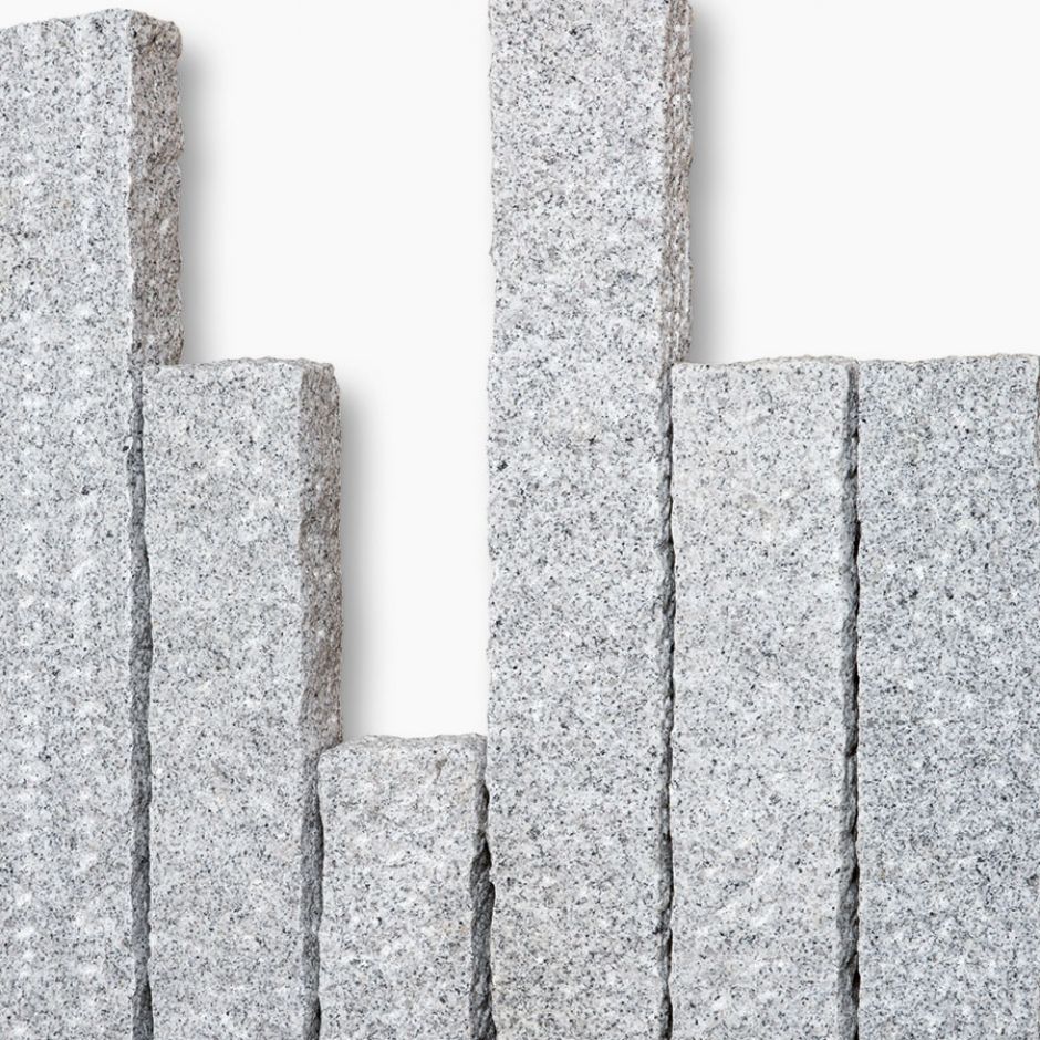 Seltra Natursteine Palisaden BRAVO RUSTIQUE Granit edelgrau Herkunft China