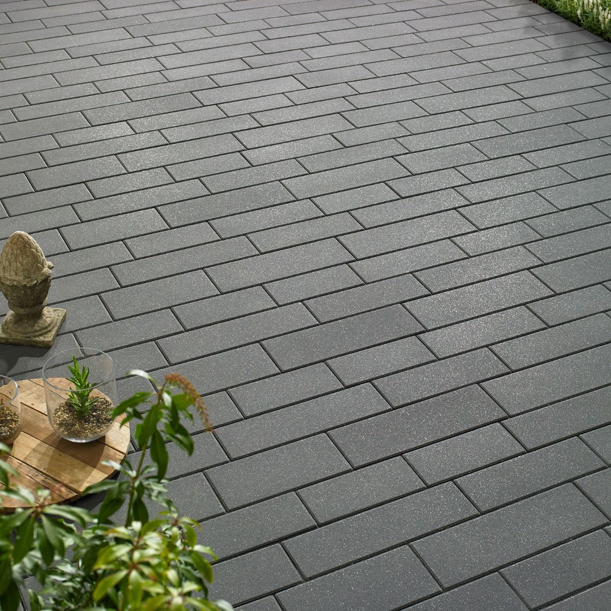 KANN Pflastersteine Adina anthrazit betonglatt Läuferverband