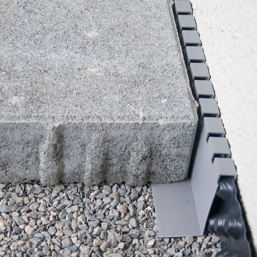 ferax disto Fassadenanschlussprofil für Pflastersteine hellgrau